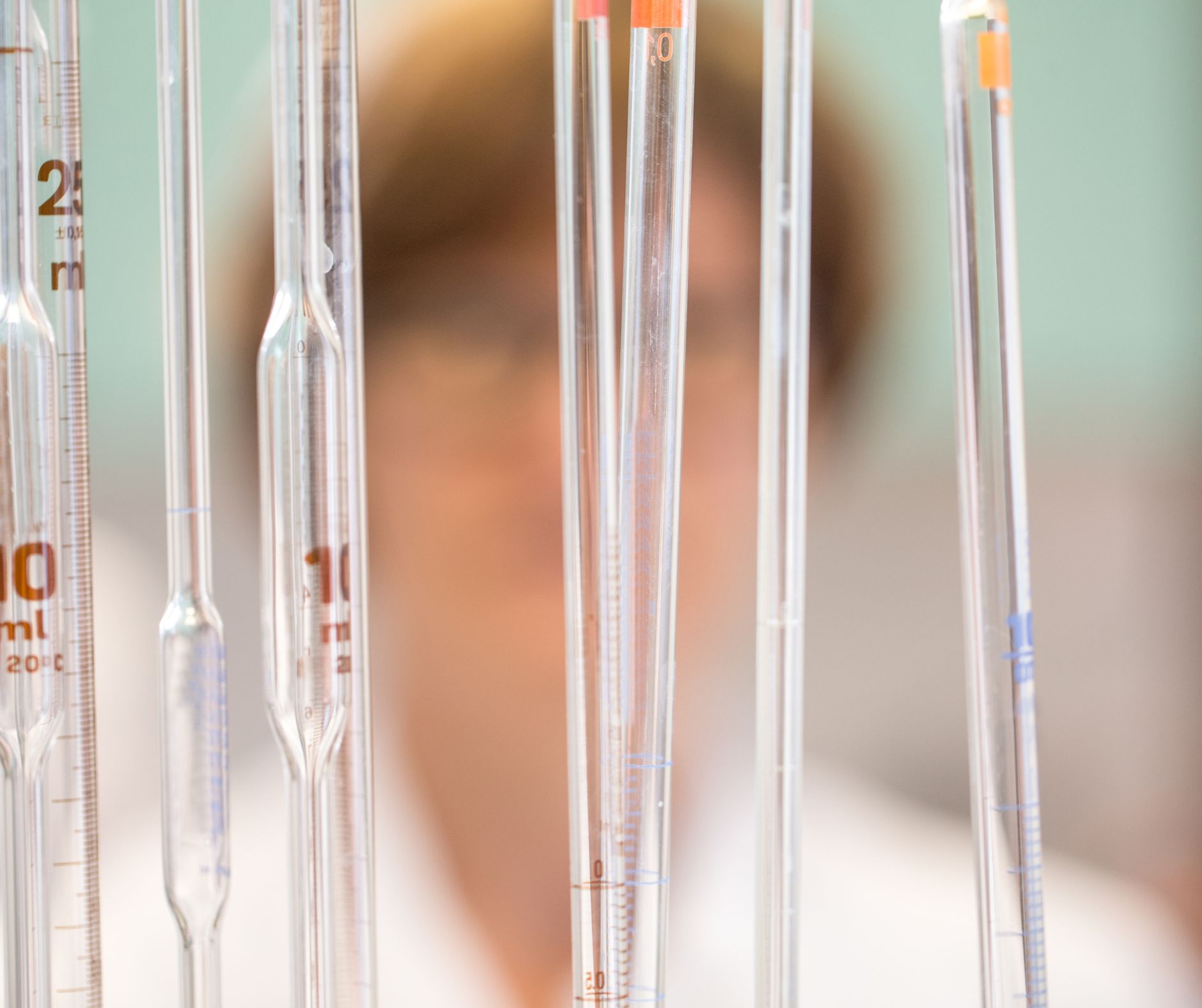 Todo sobre las Pipetas Usos y Funciones | Cis-Lab