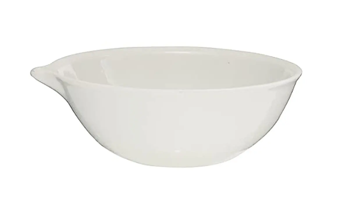 La Cápsula de Porcelana: Herramienta Esencial en el Laboratorio de Ciencias